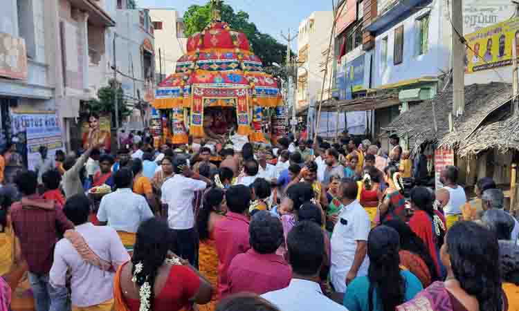 Karur Mariamman Temple Therottam | கரூர் மாரியம்மன் கோவில் தேரோட்டம்