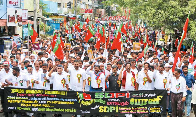 SDPI demands change of Tamil Nadu governor Parties rally | தமிழக ...