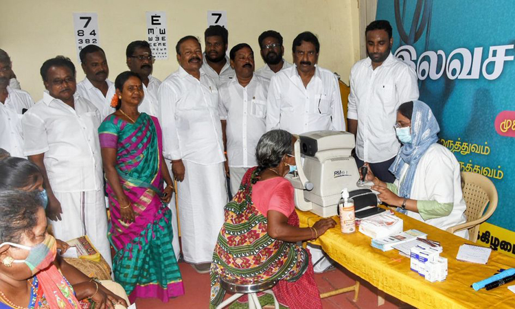 Free Medical Camp on behalf of the Amma Foundation | அம்மா அறக்கட்டளை ...