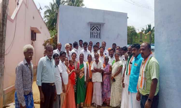 Ruby Manokaran MLA builds new house for elderly couple | வயதான ...