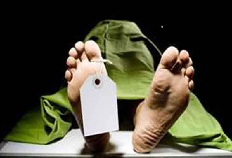 Larry crashes into the head and kills the teenager | சேலத்தில் லாரி ...