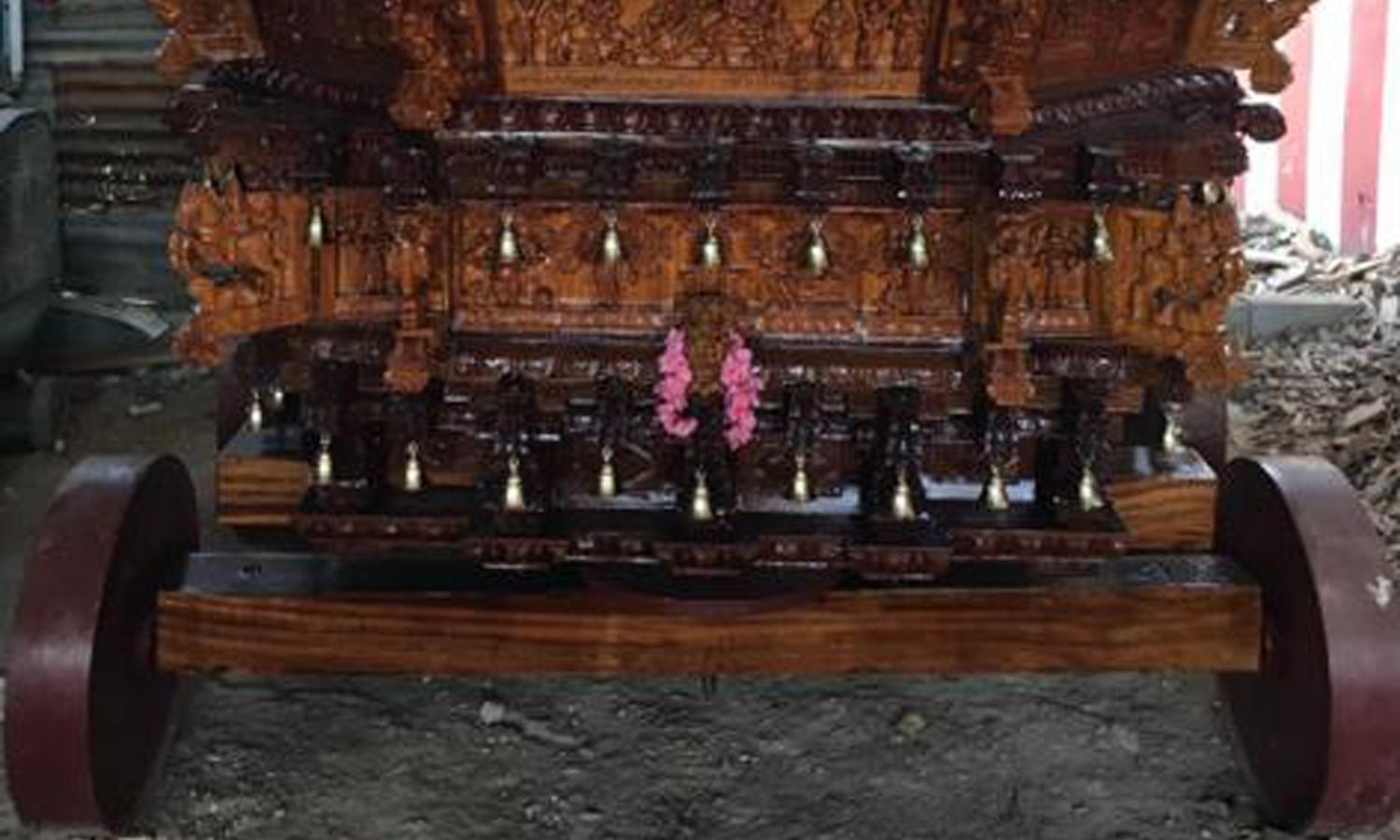 The chariot hand over the temple | அவினாசி கோவில் வசம் தேர் ஒப்படைப்பு