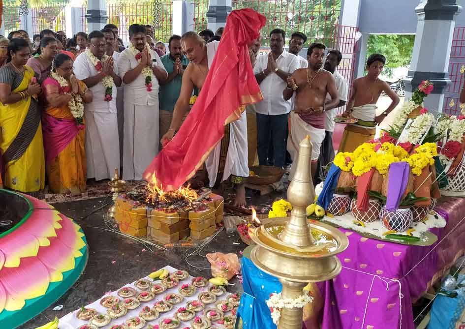Annual abisekam at Arani Fort Vempuli Amman temple | ஆரணி கோட்டை ...