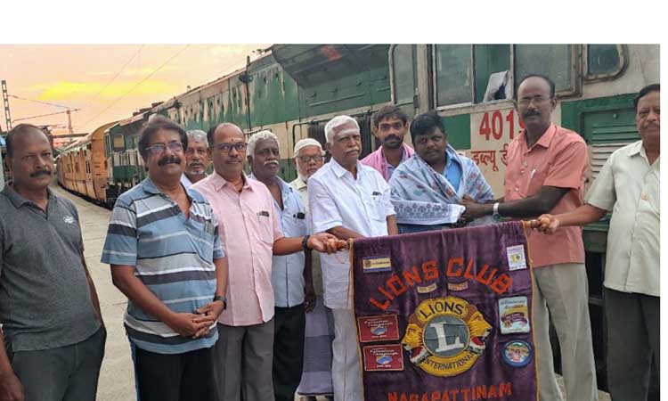 Bengaluru-Karaikal Express train reaches Nagai | பெங்களூரு-காரைக்கால் ...