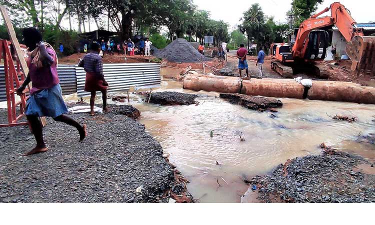 Cuddalore district heavy rain for 2nd day | கடலூா் மாவட்டம் முழுவதும் 2 ...
