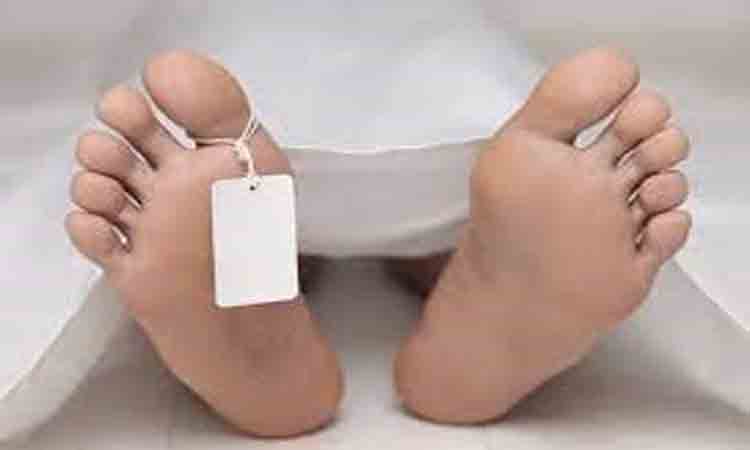 Rotting male corpse | அழுகிய நிலையில் ஆண் பிணம்