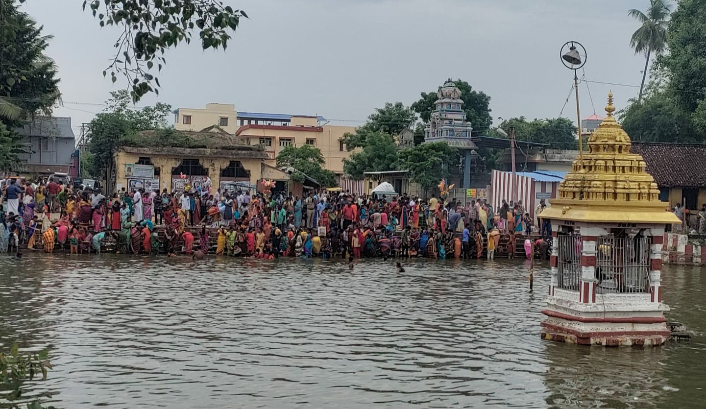 aadi peruku | மயிலாடுதுறை மாவட்ட பகுதிகளில் ஆடிப்பெருக்கு விழா கோலாகலம்