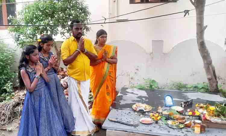 Celebrating Adipuru Festival | ஆடிப்பெருக்கு விழா கொண்டாட்டம்