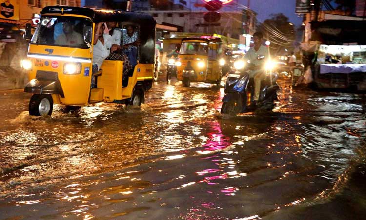 Widespread rain in Cuddalore district | கடலூா் மாவட்டத்தில் பரவலாக மழை
