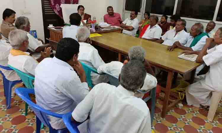 Disagreement between two parties in conducting Kumbabhishekam ...