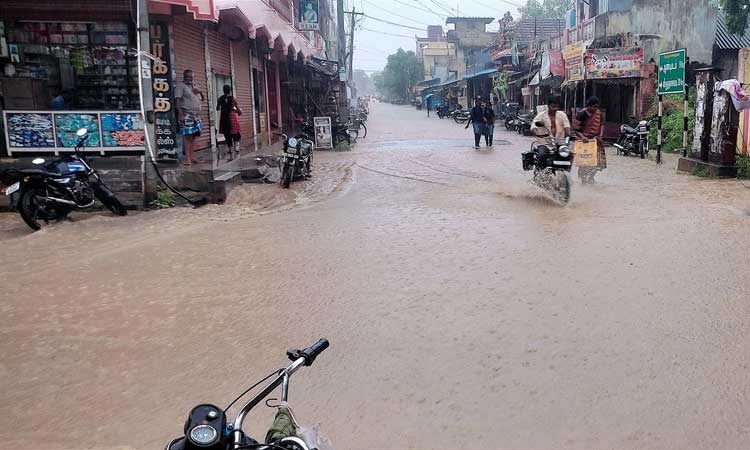 Widespread rain with thunder and lightning across Cuddalore district ...