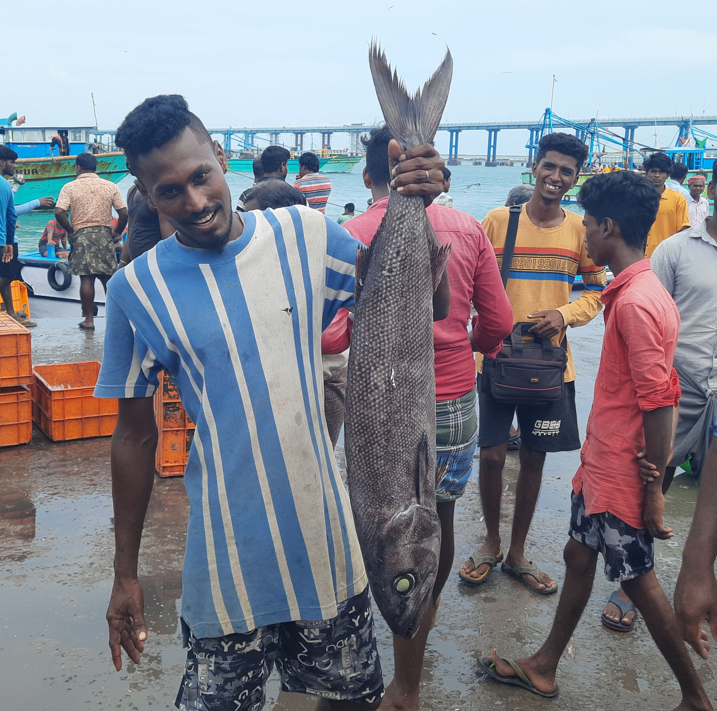 A miraculous fish with an eye glowing like radium was caught | ரேடியம் ...