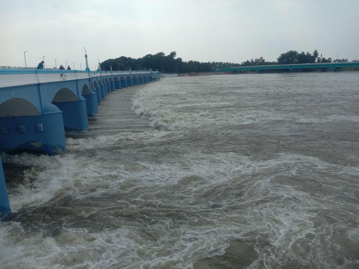 more water release in river | கொள்ளிடம் ஆற்றில் கூடுதல் தண்ணீர் திறப்பு