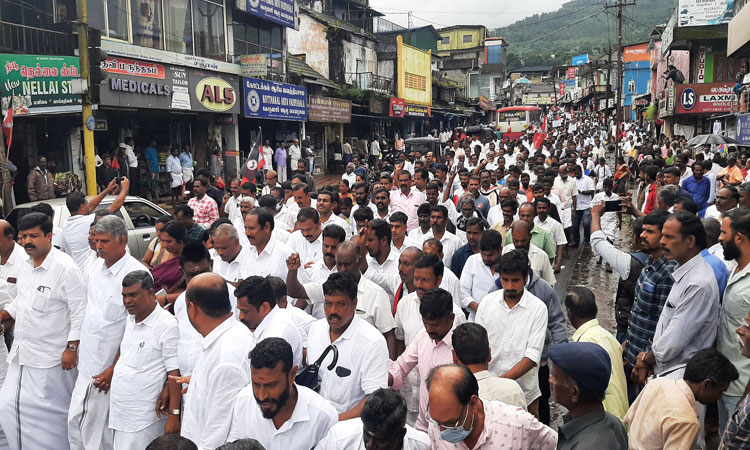 ADMK rally in Kudalur | கூடலூரில் அ.தி.மு.க.வினர் பேரணி