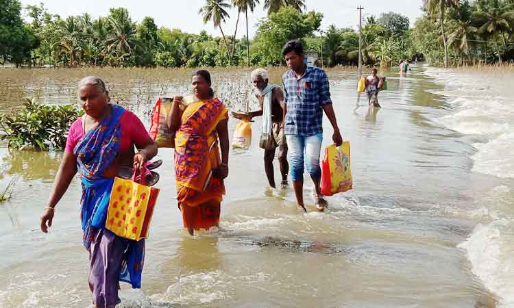 Kollidam river floods again | கொள்ளிடம் ஆற்றில் மீண்டும் வெள்ளப்பெருக்கு