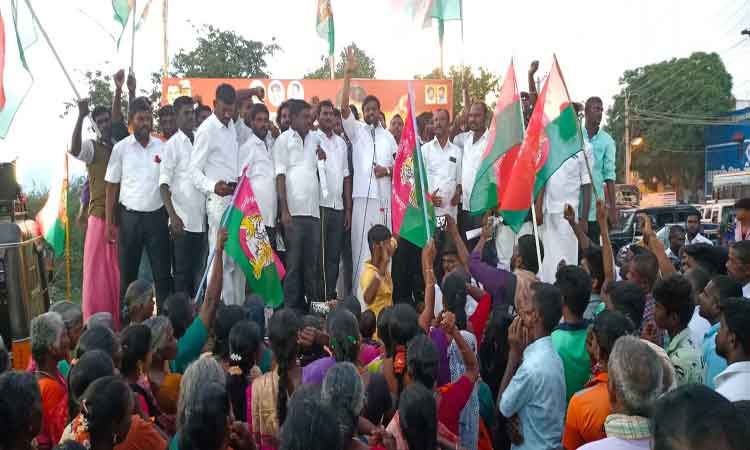 Tamil Liberation Front protest | தமிழர் விடுதலை களம் கட்சியினர் ...