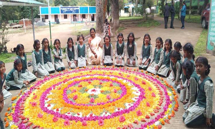 Athapoo Kolam | அத்தப்பூ கோலம்