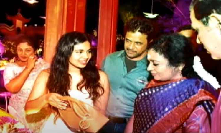 Actor Arjun's Daughter Launches New Company - Governor Tamilisai ...