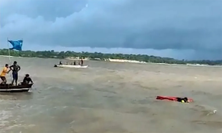 14 killed as boat sinks off northern Brazil | பிரேசில்: கடலில் படகு ...