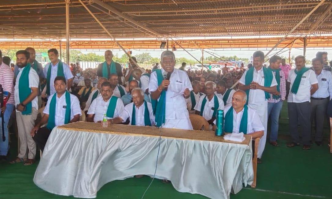 2 day fasting | கல்குவாரி தொழிலை காப்பாற்றக்கோரி 2-வது நாளாக உண்ணாவிரதம்