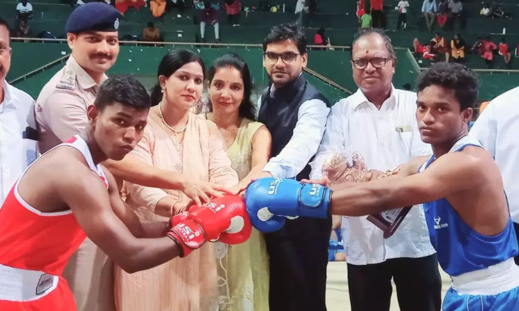 State level boxing tournament | புதுவை: ஆண்கள்-பெண்களுக்கான மாநில ...