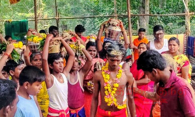 Devur to Devadurga Amman temple Devotees Balkuda procession | தேவூர் ...