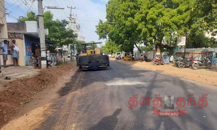 Construction of new tar road started | புதிய தார் சாலை அமைக்கும் பணி ...