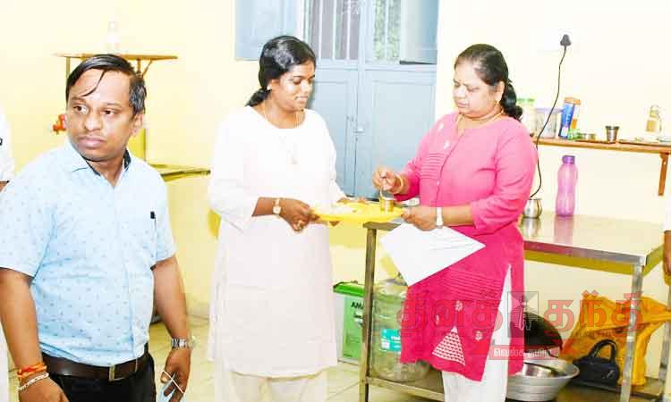 Study in kitchen preparing breakfast | காலை உணவு தயாரிக்கும் சமையல் ...