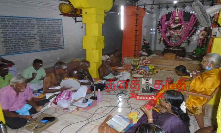Thiruvasagam siege program at Kalakkadu temple | களக்காடு கோவிலில் ...