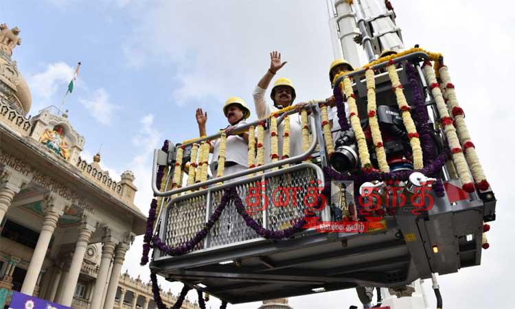 Modern fire engine service in Bangalore | பெங்களூருவில் நவீன தீயணைப்பு ...