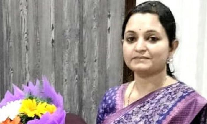 I will strive for the development of Chitradurga district-Collector Divya Prabhu interview ...