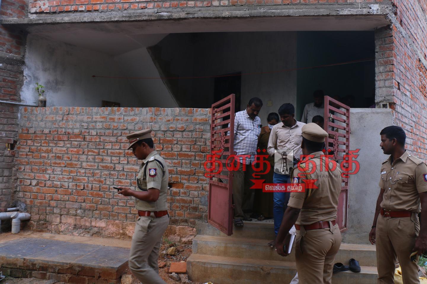 Police investigation | நெல்லையில் போலீசார் விசாரணை