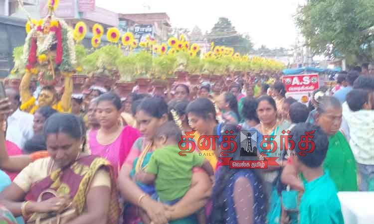 Mulaipari procession | முளைப்பாரி ஊர்வலம்