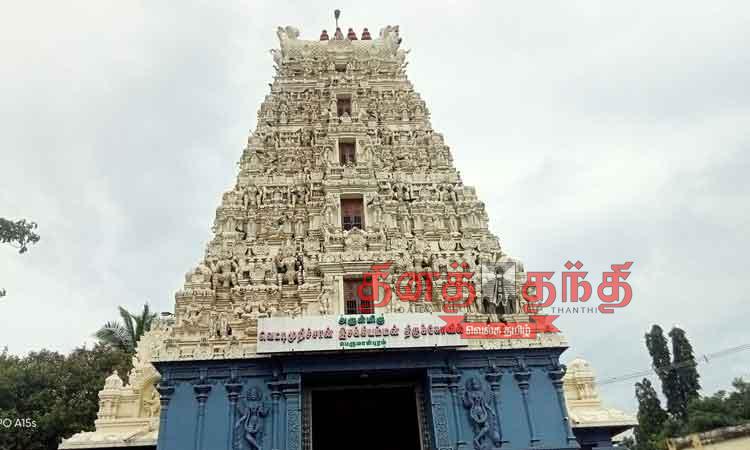 The temple tower casket was broken due to lightning strike | மின்னல் ...
