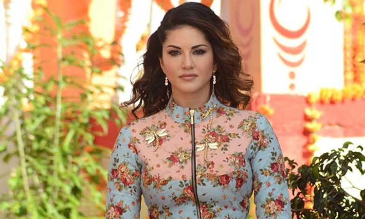 'Oh My Ghost' trailer: Sunny Leone takes on the route of charm and ...
