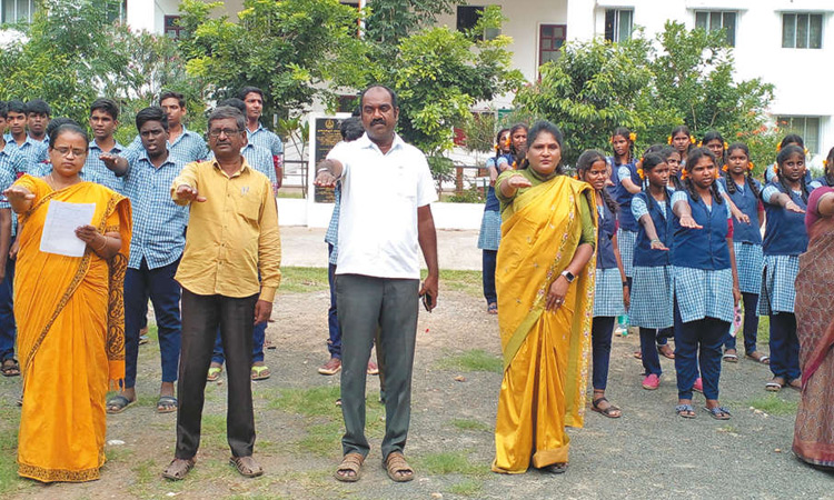 Social Welfare Project Camp | நாட்டு நலப்பணித் திட்ட முகாம்