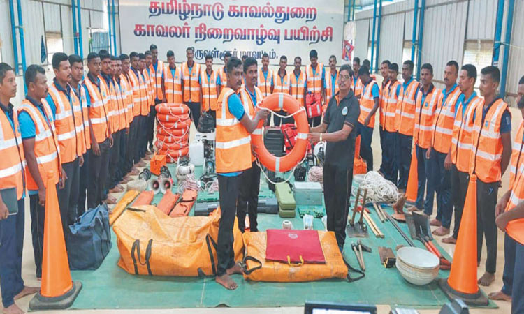 Disaster recovery teams are ready in Tiruvallur | திருவள்ளூரில் பேரிடர் ...