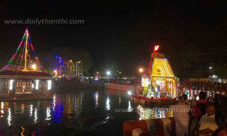 Theppath festival at Valliyur Murugan temple | வள்ளியூர் முருகன் ...