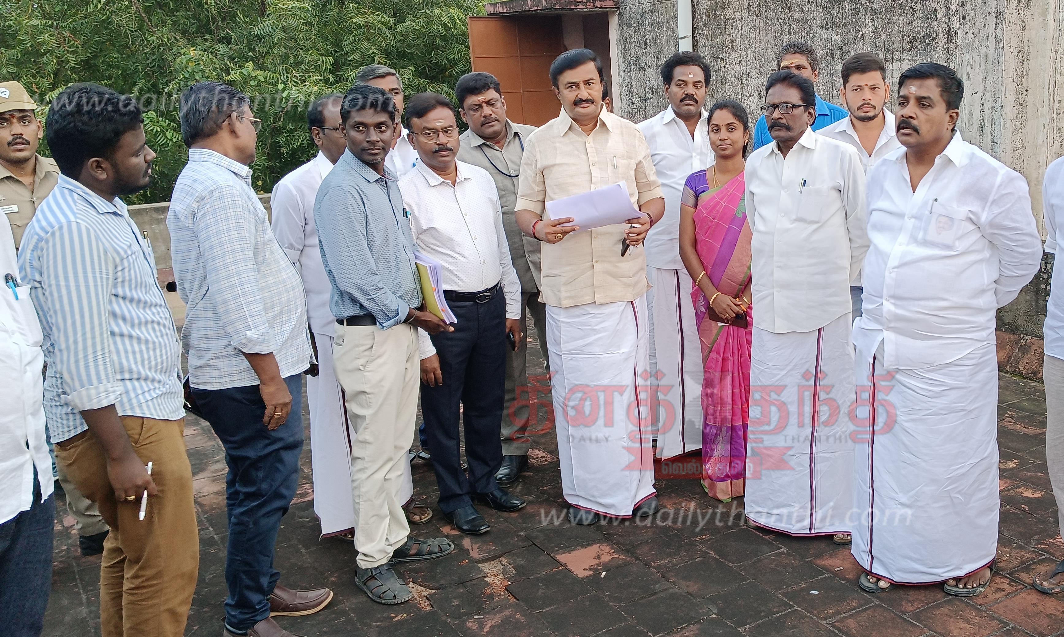 The renovation work of Tamilisai Moovar Mani Mandapam will be started ...
