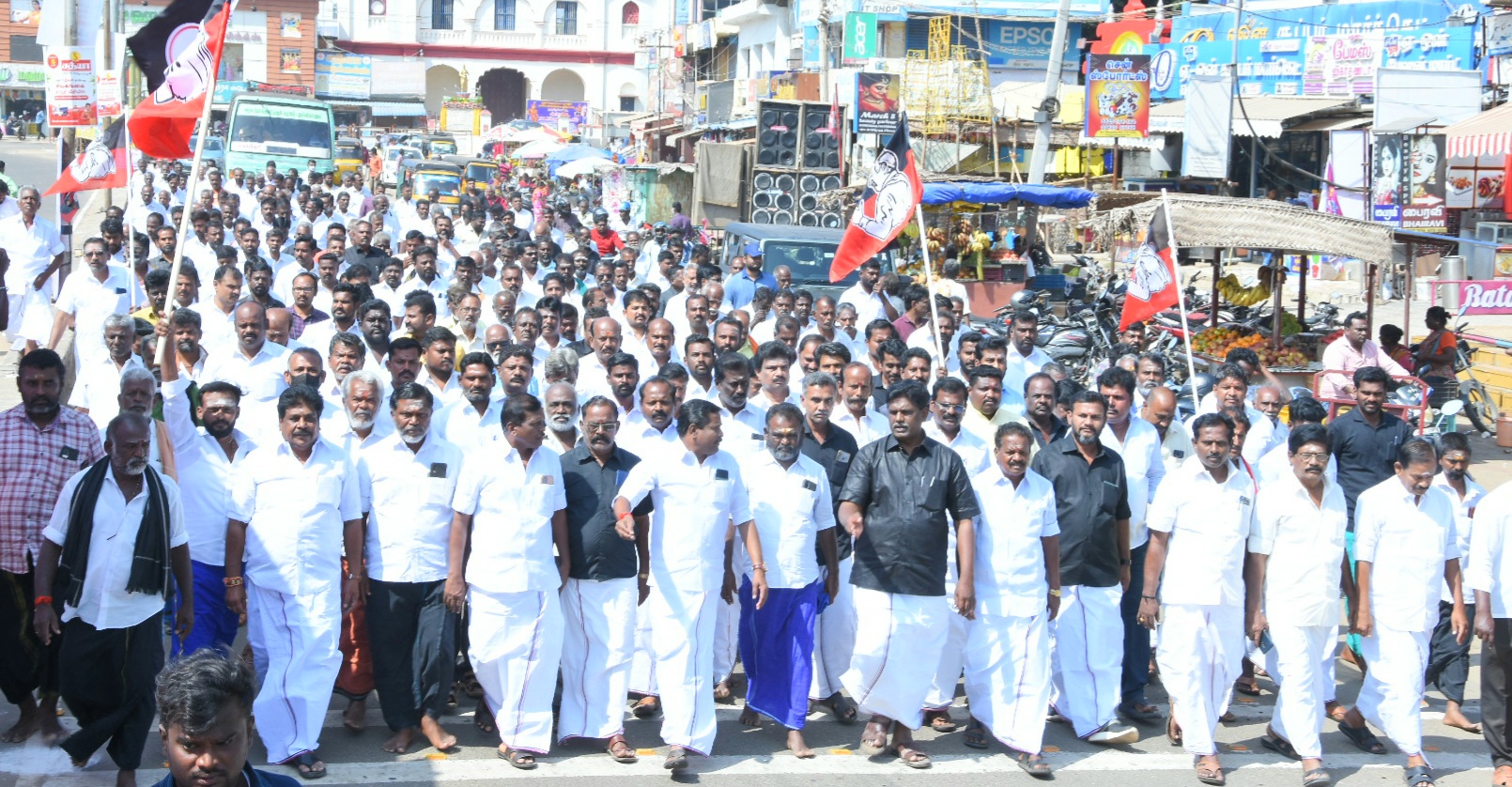 Silent procession of ADMK in Sivagangai | சிவகங்கையில் அ.தி.மு.க.வினர் ...