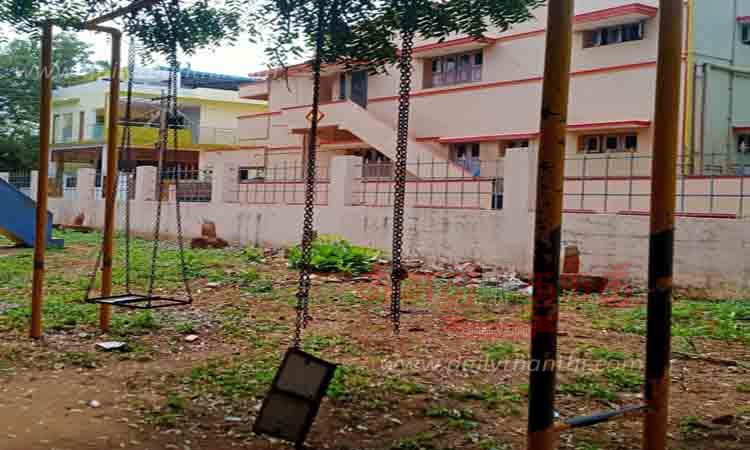 An unmaintained park in Tiruparangunram | திருப்பரங்குன்றத்தில் ...