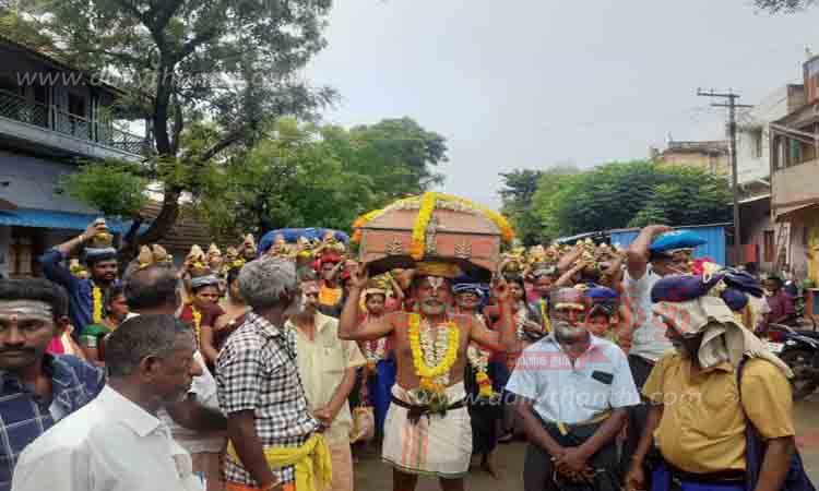 Mandal Pooja at V. Putur Ayyappan Temple | வி.புதூர் அய்யப்பன் கோவிலில் ...