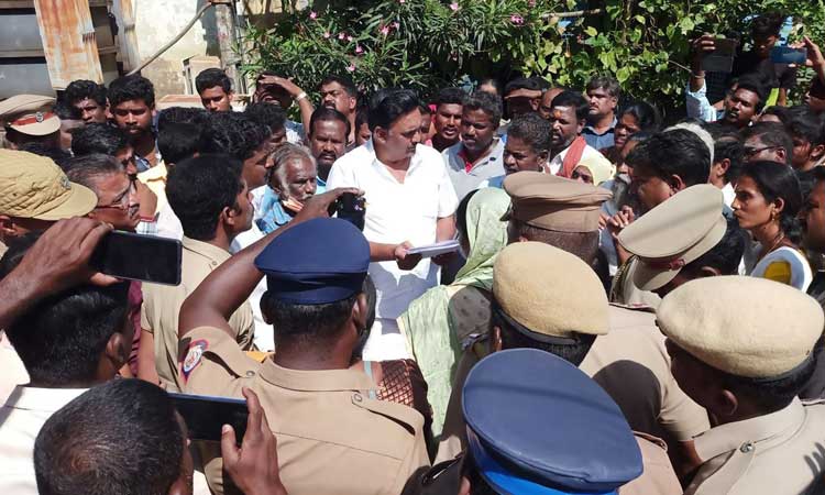 3 people tried to set fire to the commotion | சிதம்பரத்தில் கோவில் ...