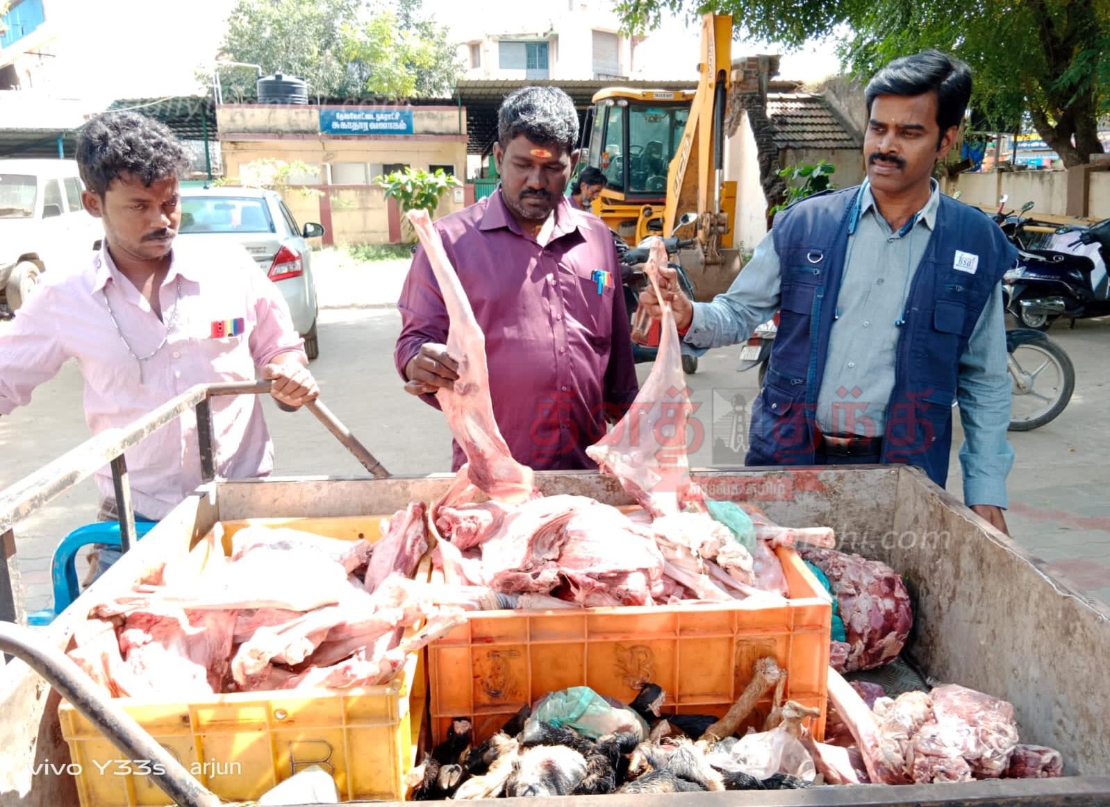 1,000 kg of spoiled goat meat seized | கெட்டு போன ஆட்டு இறைச்சி 1,000 ...