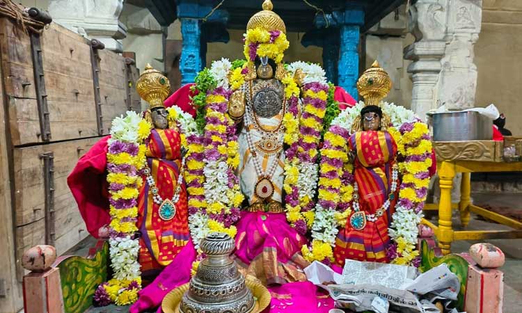Arangavasal will be opened tomorrow at Aranganathar temple | அரங்கநாதர் ...