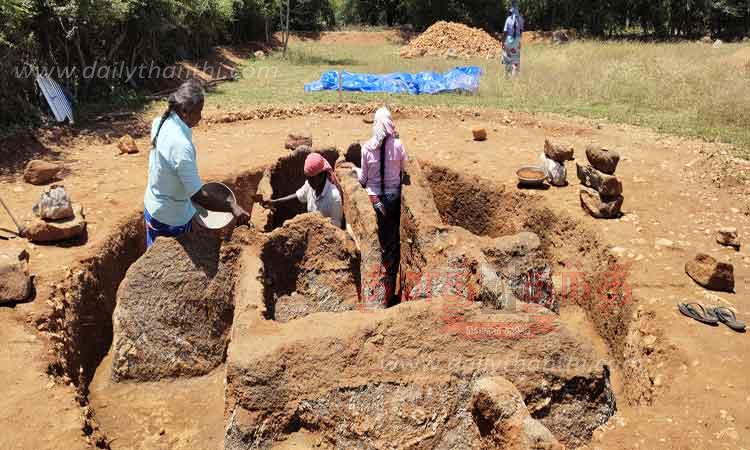 Near Chennimalai Ancient historical symbols found in Kodumanal ...