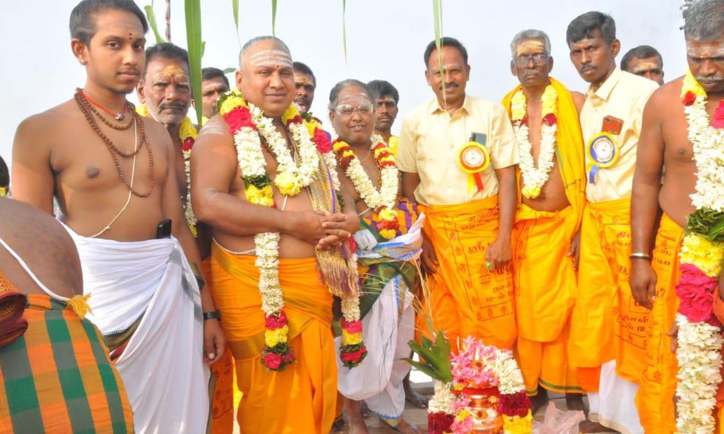 kovil kumbabisegam | பாலமரத்து கருப்பராயன், கன்னிமார் கோவில் கும்பாபிஷேகம்