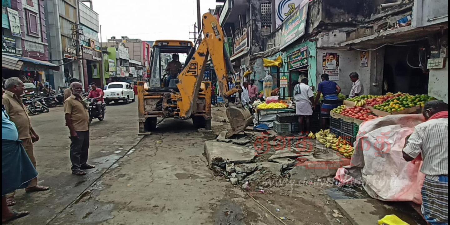Encroachment removal work with police protection | போலீஸ் பாதுகாப்புடன் ...