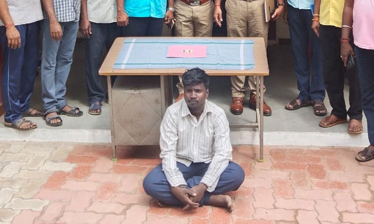 Youth arrested for snatching gold chain from sleeping women ...