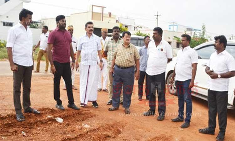 Mayor Saravanan inspects construction of new link road | புதிய இணைப்பு ...